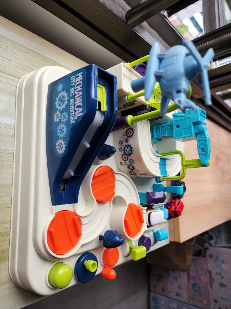 Toy Car City Adventure, Hobbies & Toys, Toys & Games on Carousell