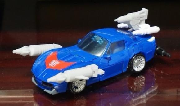 Transformers Kingdom Tracks Upgrade Kit (shoulder cannons and gun ...