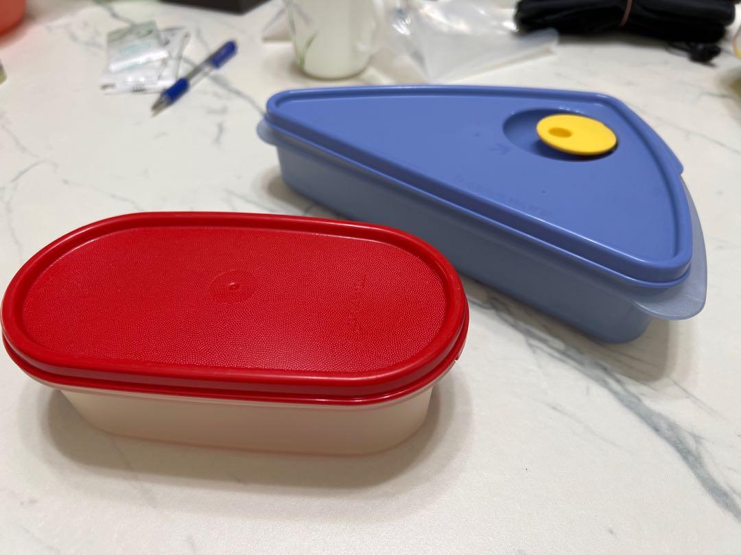 Tupperware Pizza Sandwich box 薄餅三文治盒, 傢俬＆家居, 廚具和餐具, 其他廚具和餐具 - Carousell