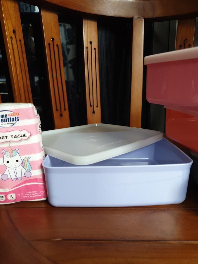 Tupperware sandwich square large, Furniture & Home Living, Kitchenware ...