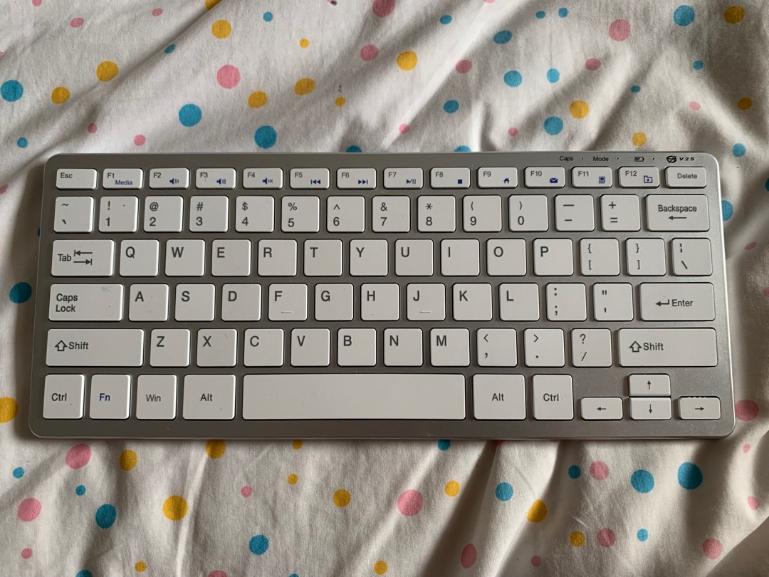 V2S KM600 Portable mini 2.4GHz Wireless keyboard & mouse combo Slim ...