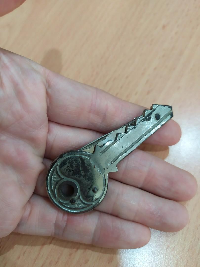 Vintage Italy Key Penknife, Hobbies & Toys, Collectibles & Memorabilia ...