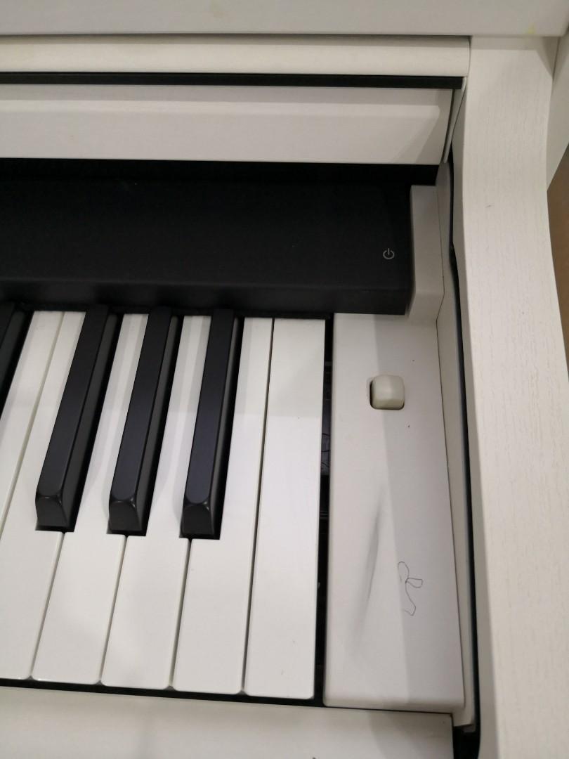 Yamaha Clavinova CLP-430 White, Hobbies & Toys, Music & Media, Musical ...