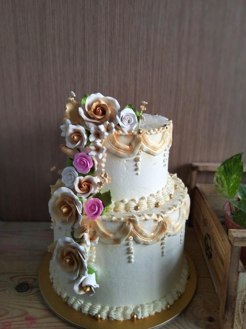 2 tier halal cakes, Food & Drinks, Homemade Bakes on Carousell