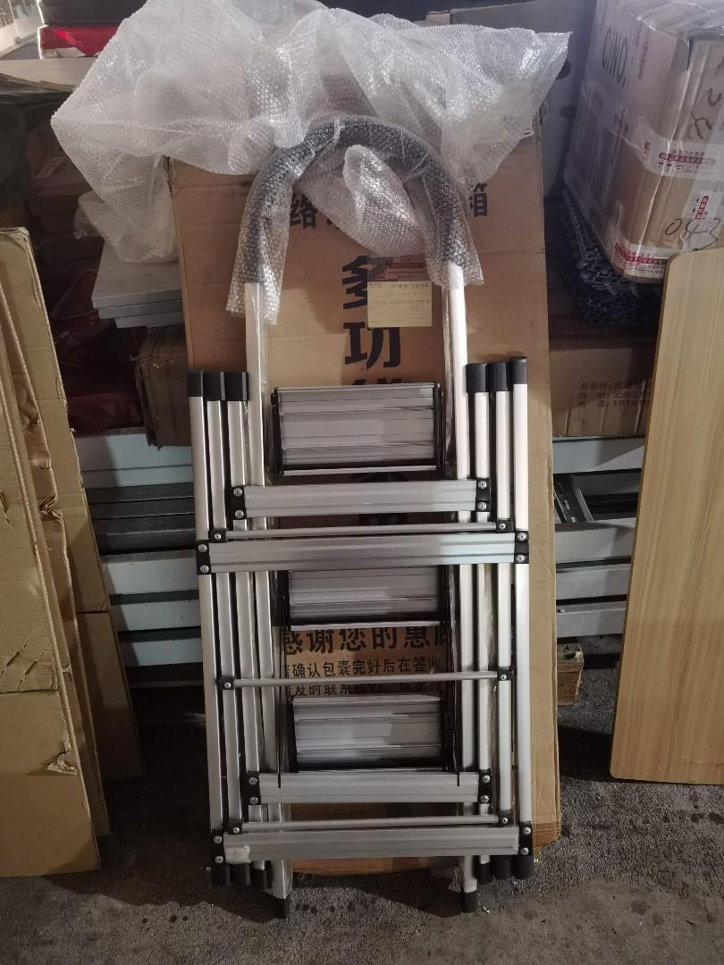 3 steps ladder with extended hanger, Furniture & Home Living, Home ...