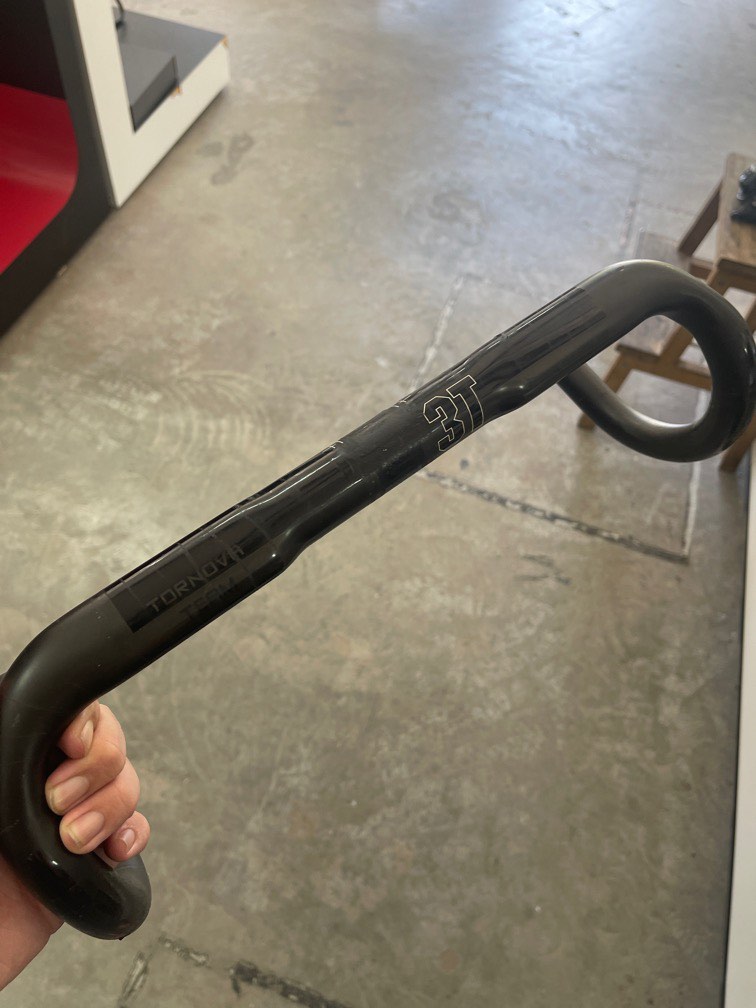 3T Tornova 40mm carbon bar, Sports Equipment, Bicycles & Parts, Parts ...