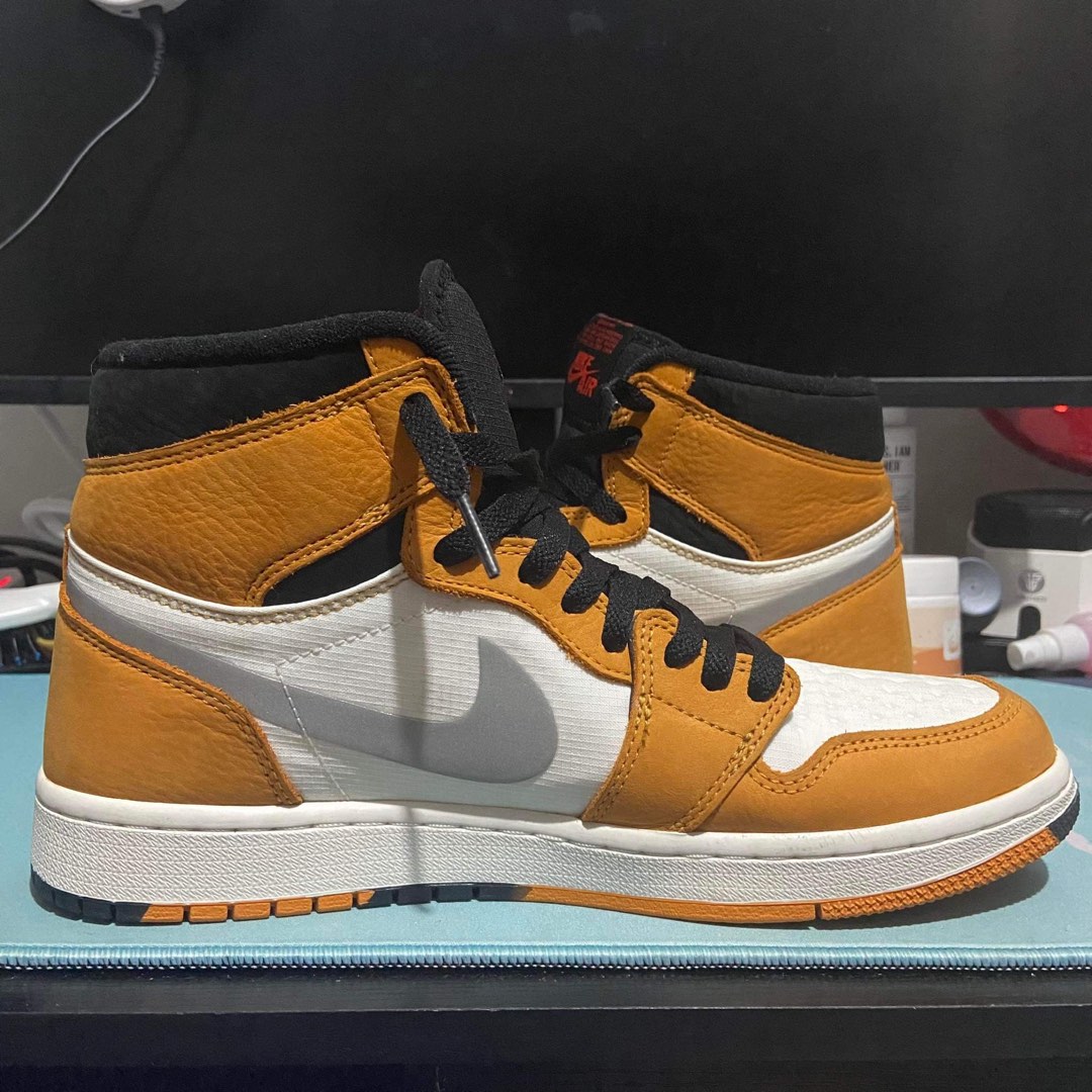 Air Jordan 1 High Element Gore - Tex Light Curry, Men's Fashion ...