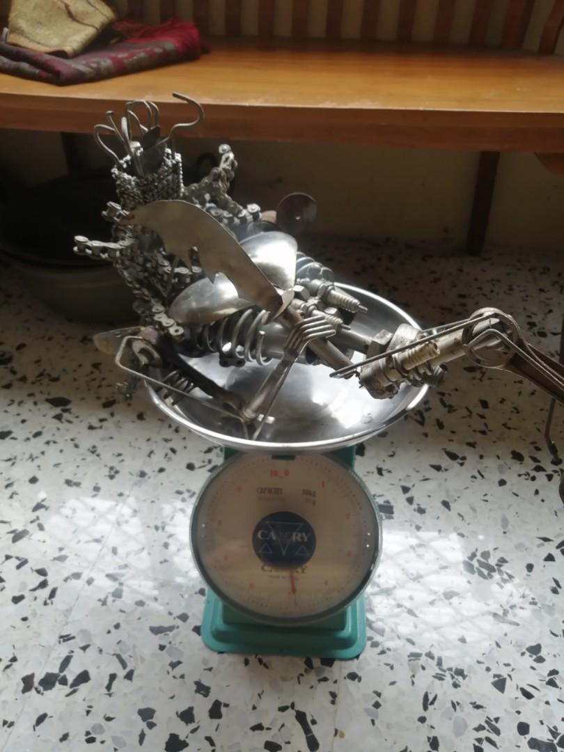 Arca Predator Besi/Steel Sculpture-Predator, Hobbies & Toys ...