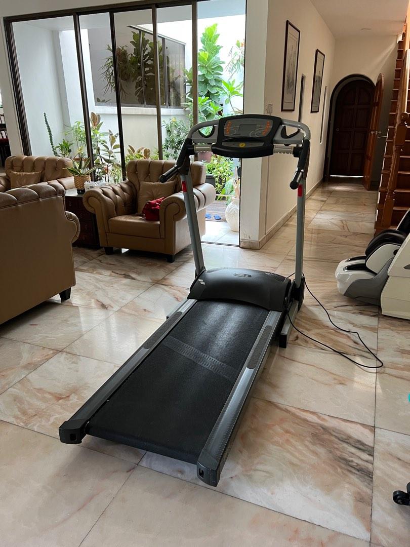 Bremshey Treadmill (full sized), Sports Equipment, Other Sports ...