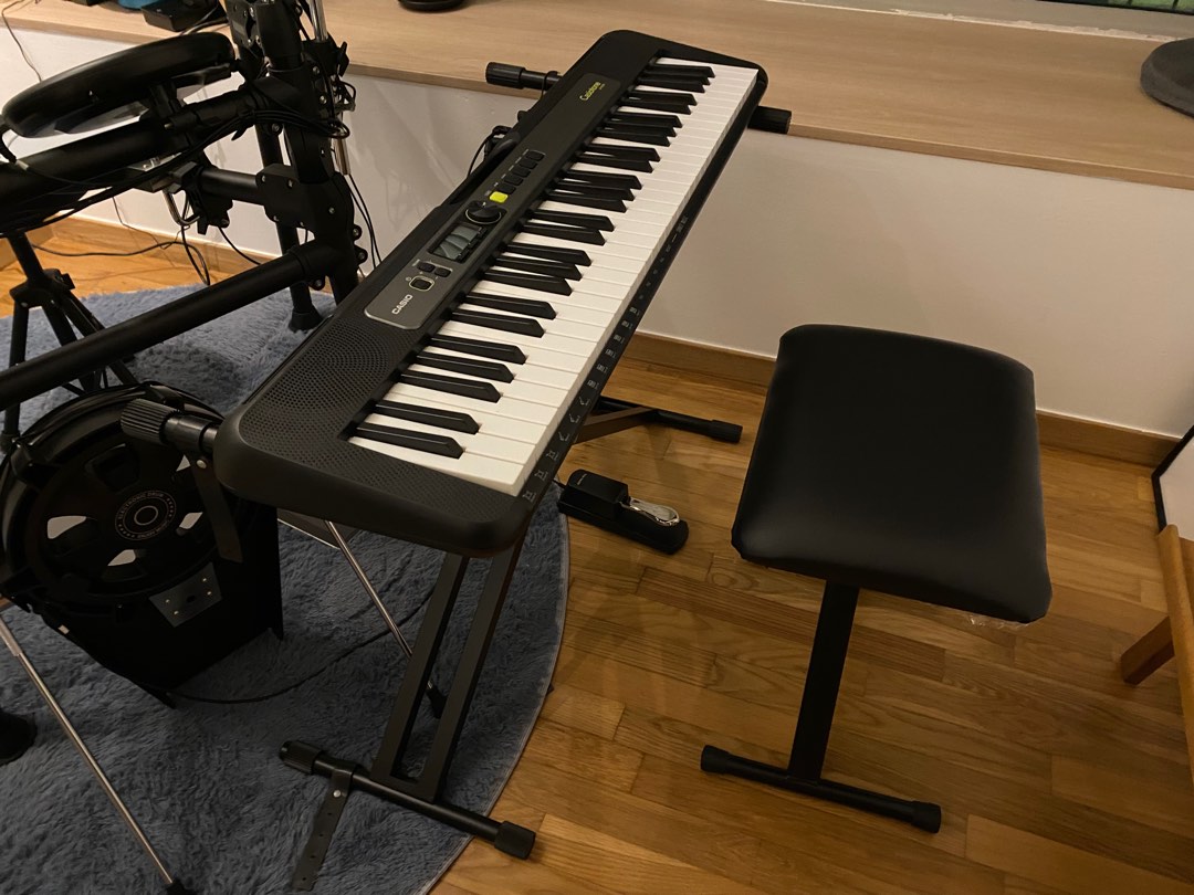 Casio Keyboard LK-S250 lighting key, Hobbies & Toys, Music & Media ...