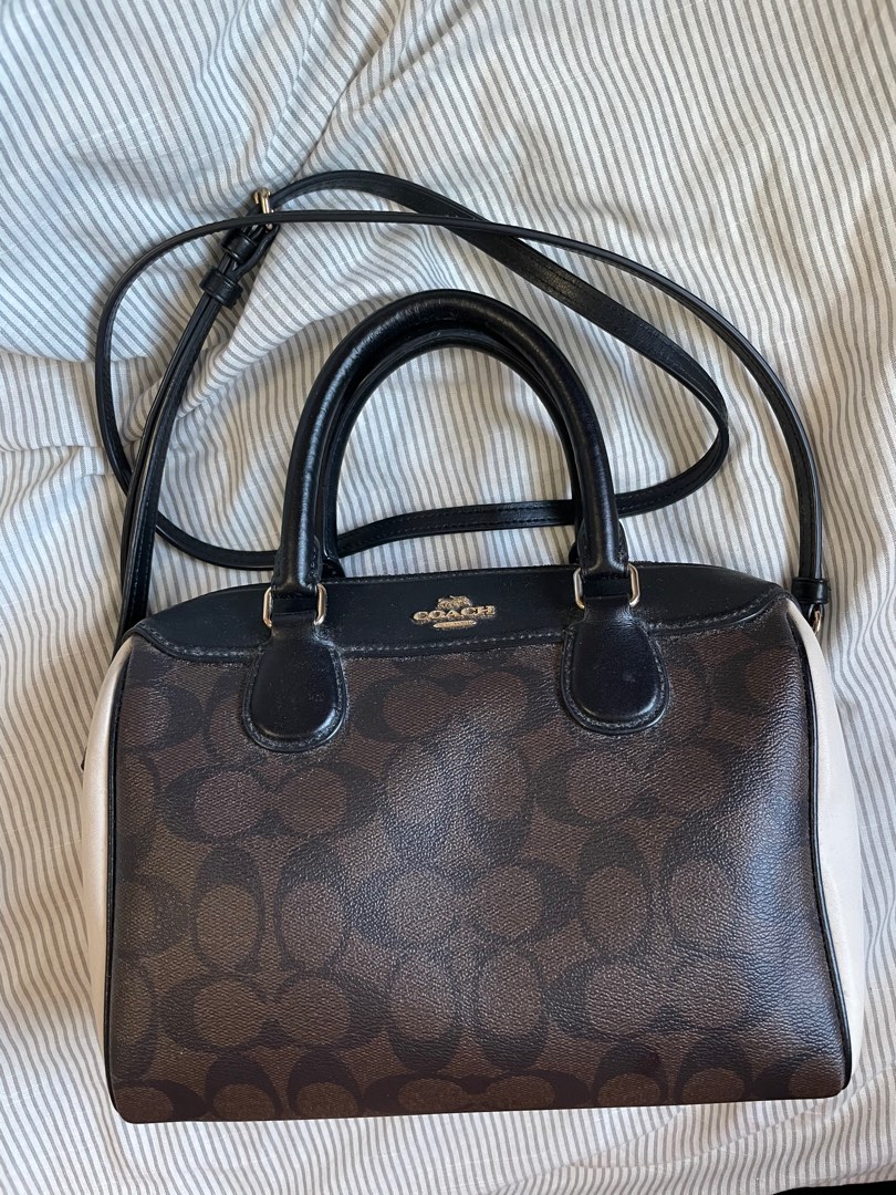 Coach Bennett Crossbody Signature Canvas, Women's Fashion, Bags ...