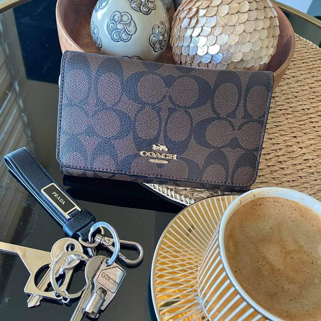 Coach Flap Phone Wallet in Signature Canvas Darkbrown, Women's Fashion ...