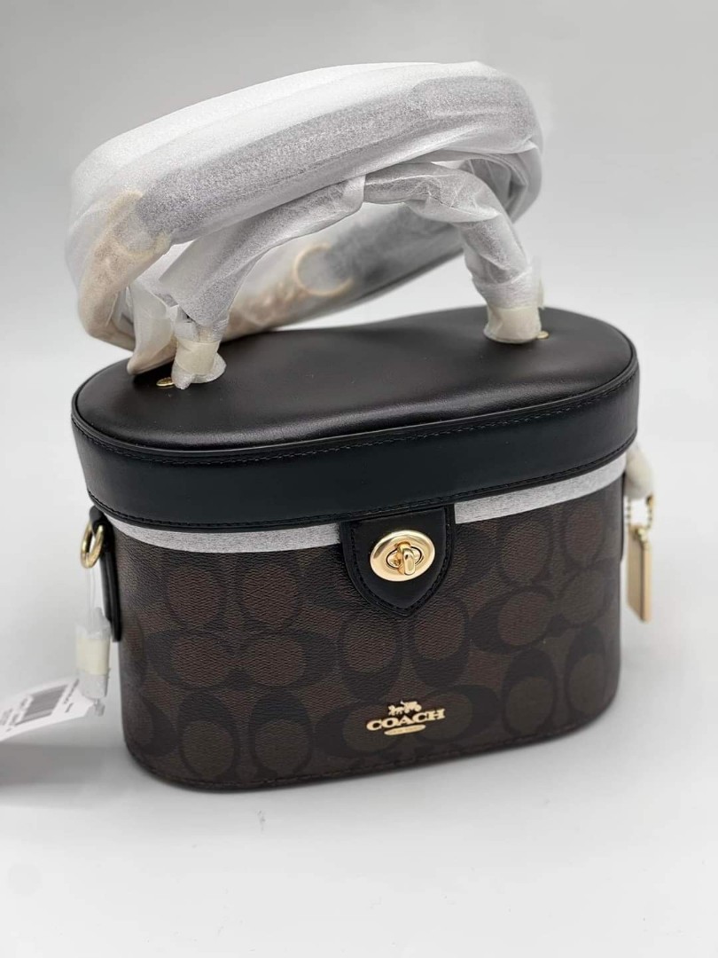 Coach Kay Crossbody Bag, Women's Fashion, Bags & Wallets, Cross-body ...