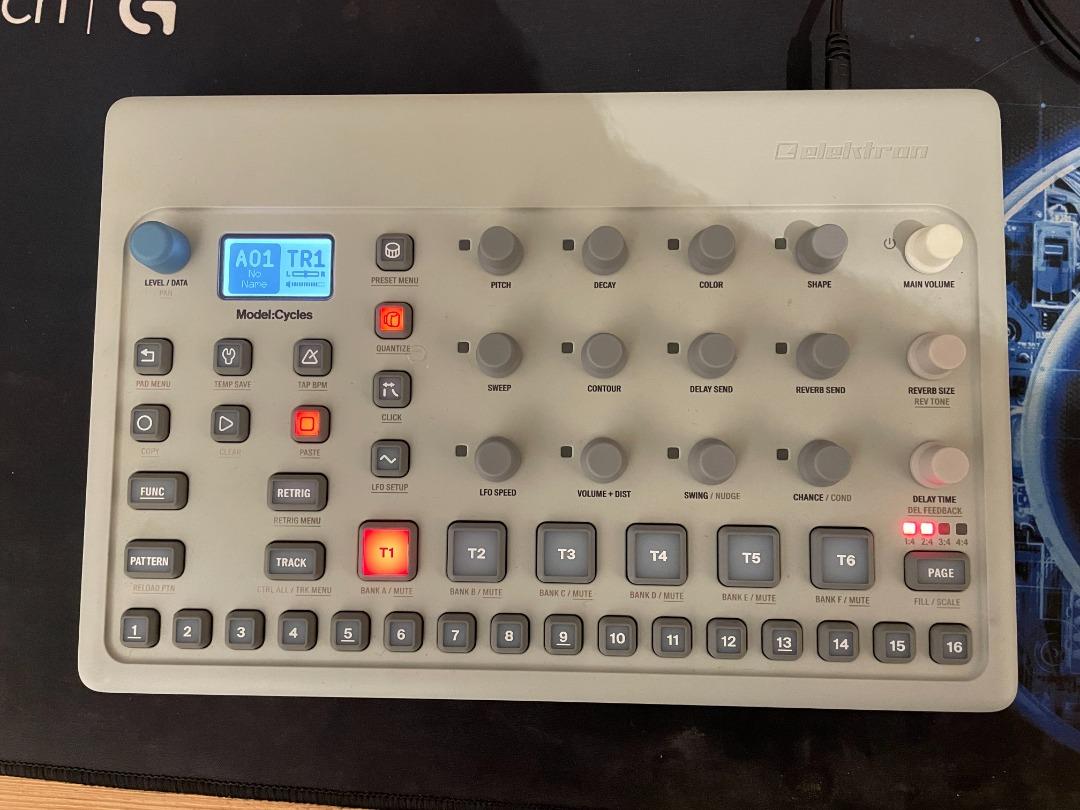 Elektron Model Cycles Fm Synthesiser Drum Machine Hobbies Toys