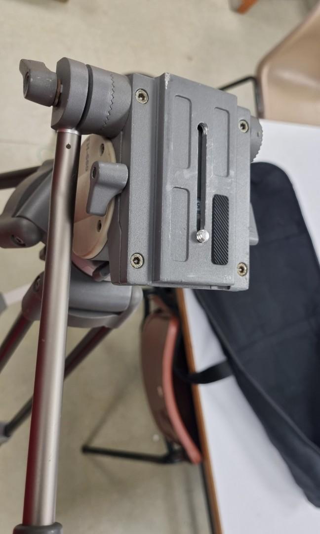 Fotomate camera tripod, Photography, Video Cameras on Carousell