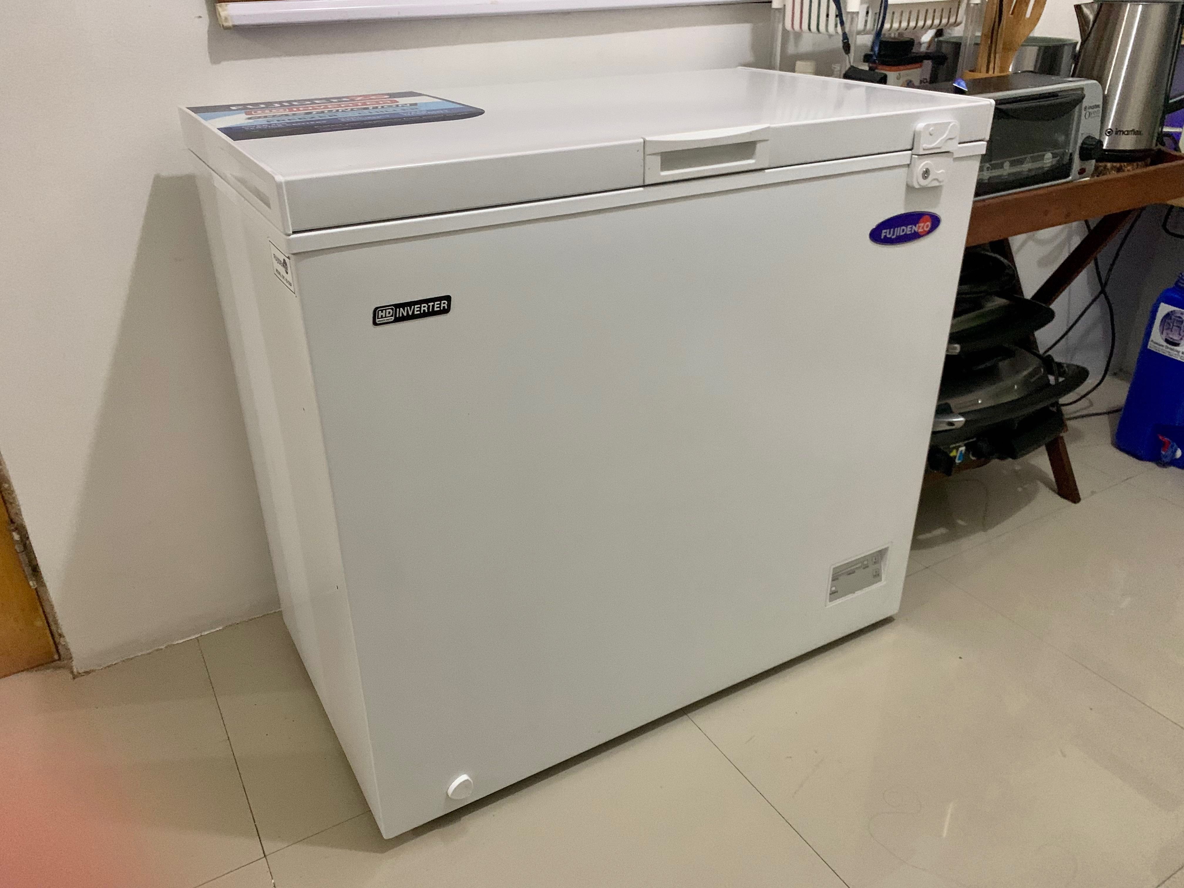 Fujidenzo Inverter Freezer 7cu ft, TV & Home Appliances, Kitchen ...