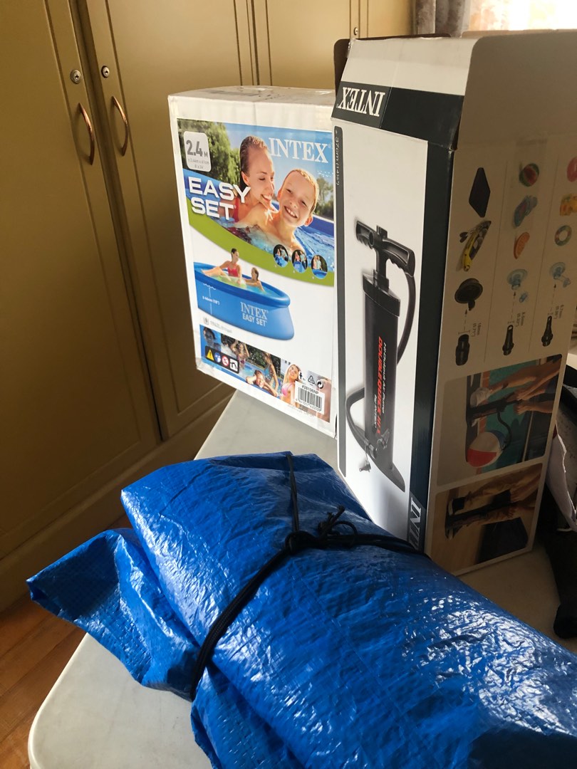 Intex pool set/pump/pool cover, Hobbies & Toys, Toys & Games on Carousell