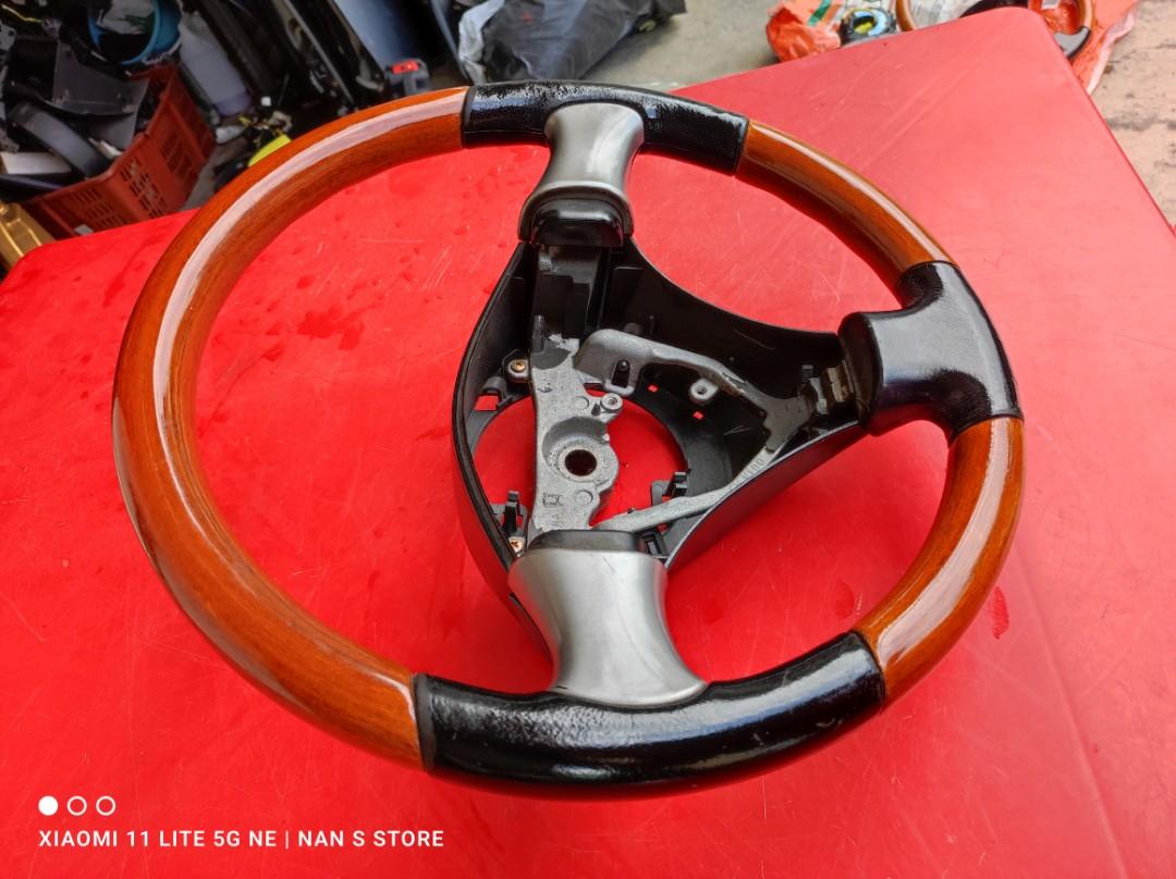JDM frame steering momo kayu avy Passo, Auto Accessories on Carousell