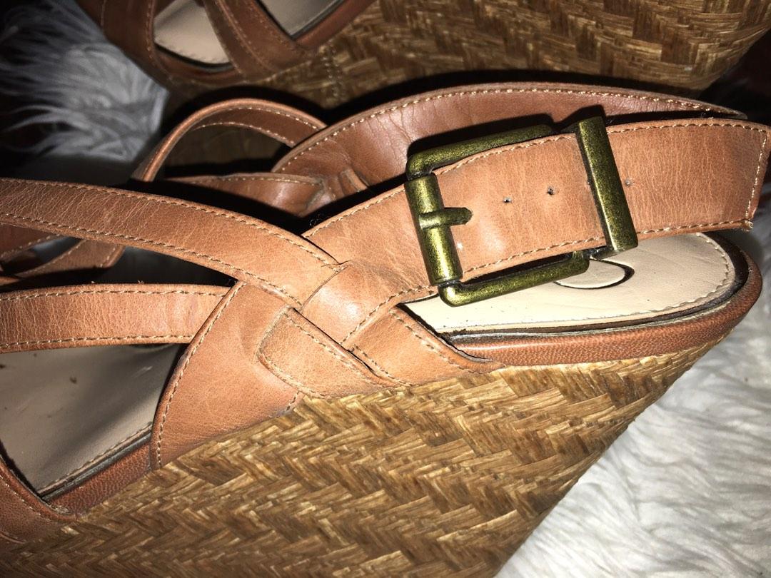 Jessica Simpson Leather Strap Wedge!, Women's Fashion, Footwear, Wedges ...
