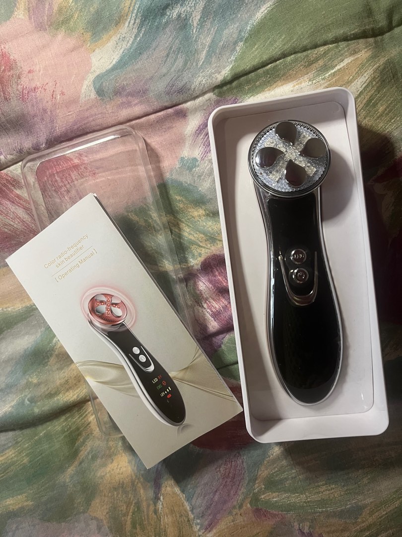LED Facial Therapy Device, Beauty & Personal Care, Face, Face Care on ...