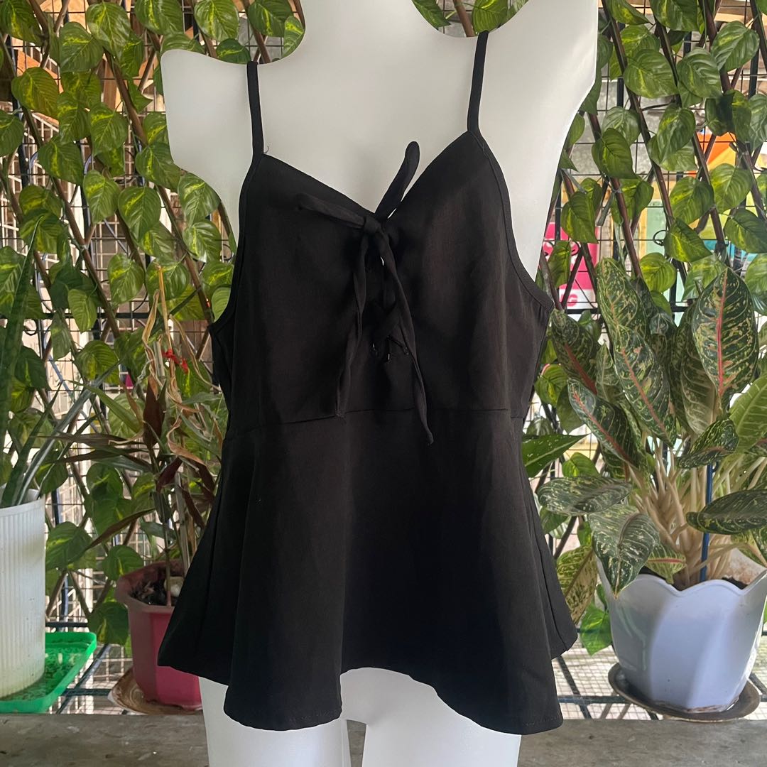 Low-back Sando Top, Women's Fashion, Tops, Sleeveless on Carousell