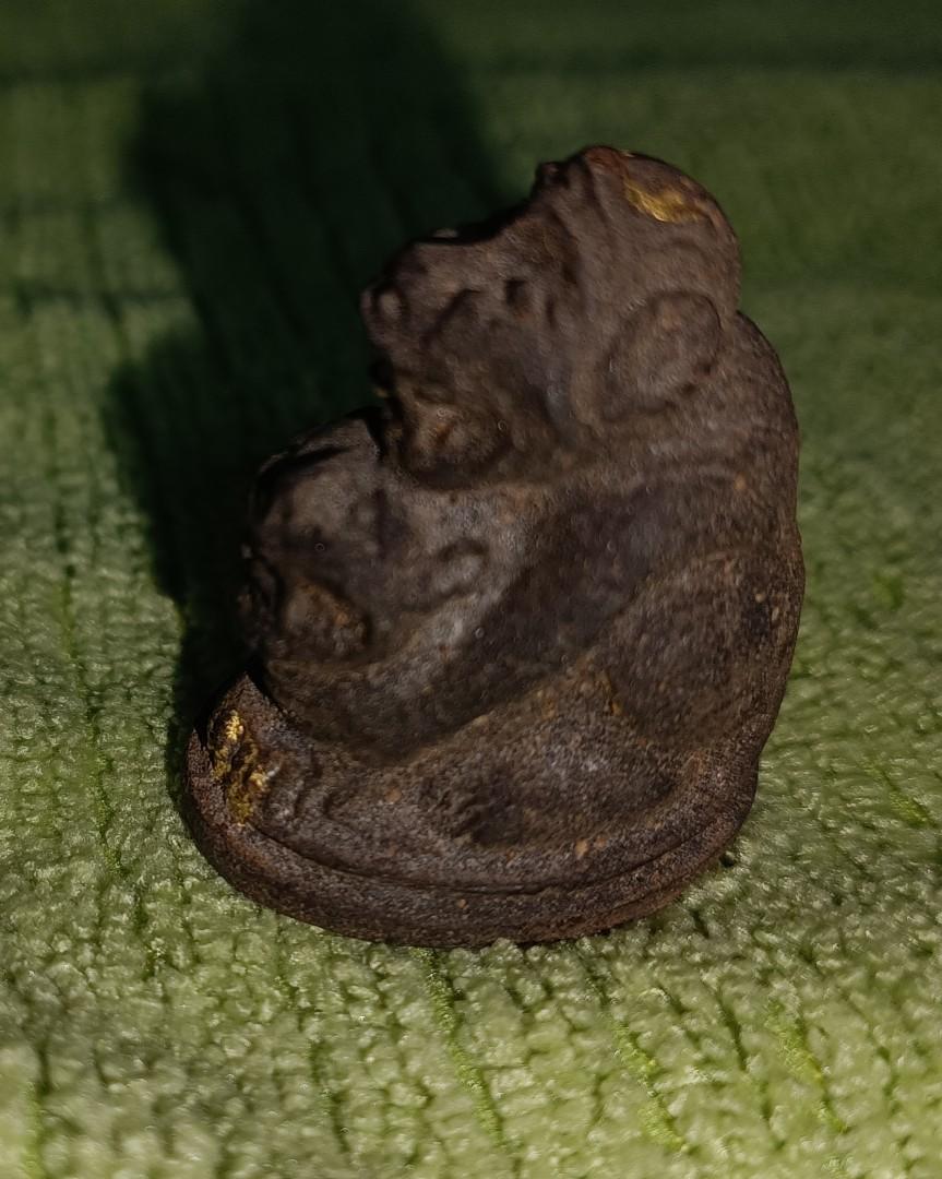 LP Pinak - Wat Sanam Lao. Amulets and bucha from his temple/kuti. Don't ...