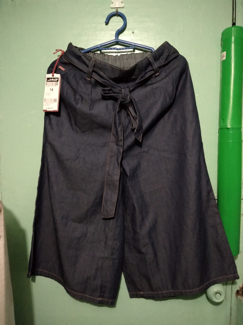 Mall pull out, Women's Fashion, Bottoms, Other Bottoms on Carousell