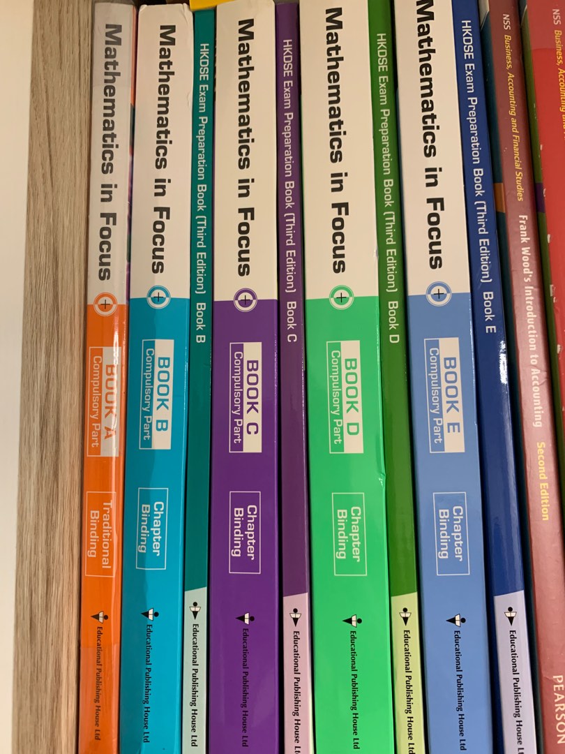Mathematics in focus textbook, 興趣及遊戲, 書本 & 文具, 教科書 - Carousell