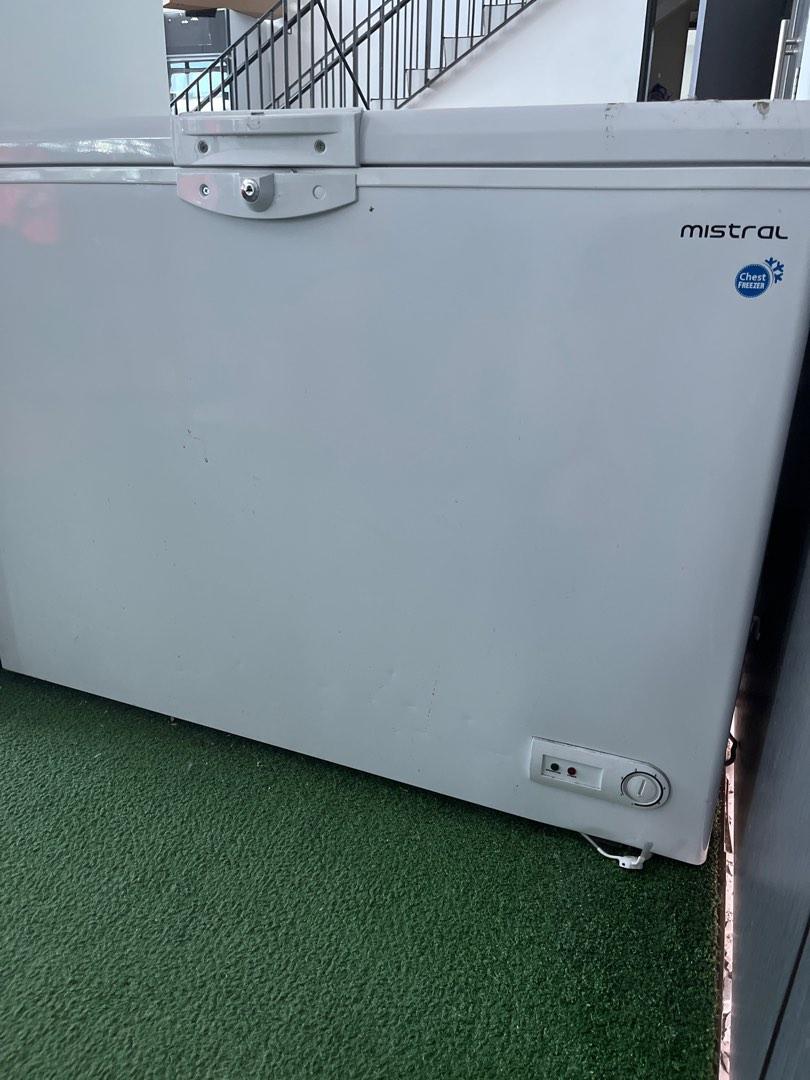 Mistral 327L chest freezer, TV & Home Appliances, Kitchen Appliances ...