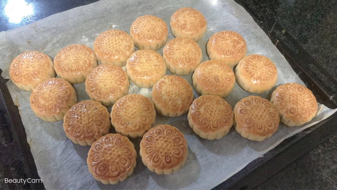 mooncake, Food & Drinks, Homemade Bakes on Carousell
