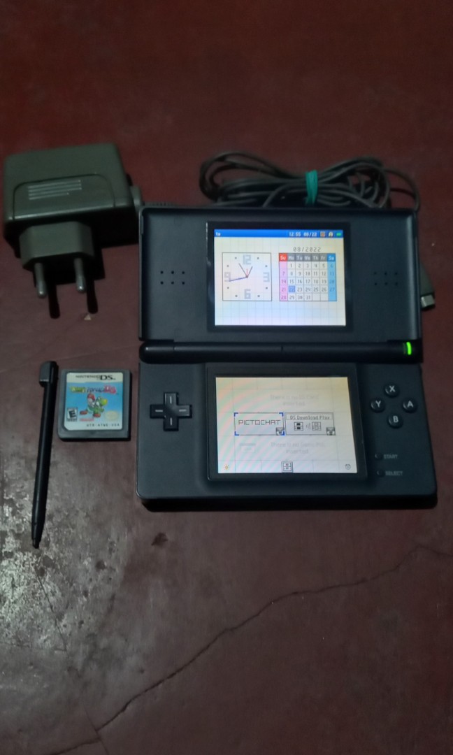 Nintendo Ds lite ( Black ), Video Gaming, Video Game Consoles, Nintendo ...