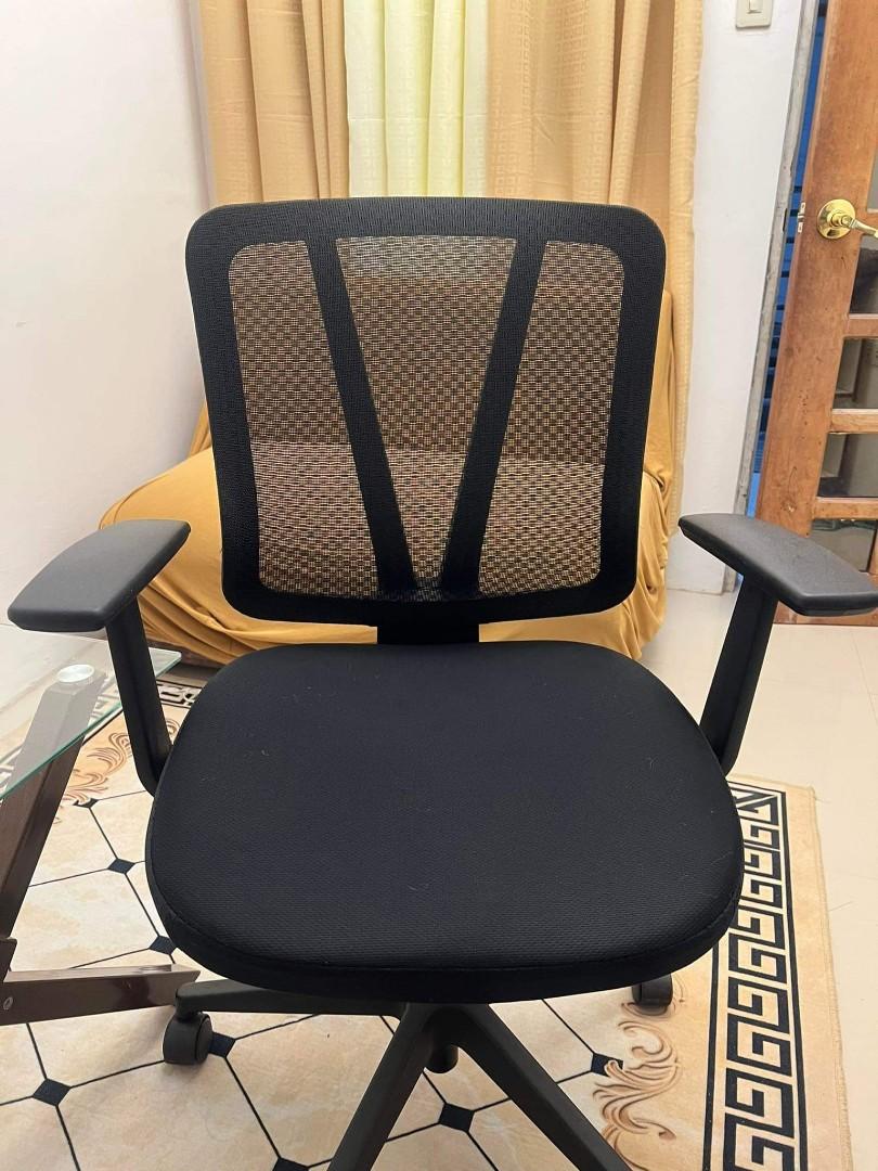 Office chair Pull Out, Furniture & Home Living, Office Furniture ...