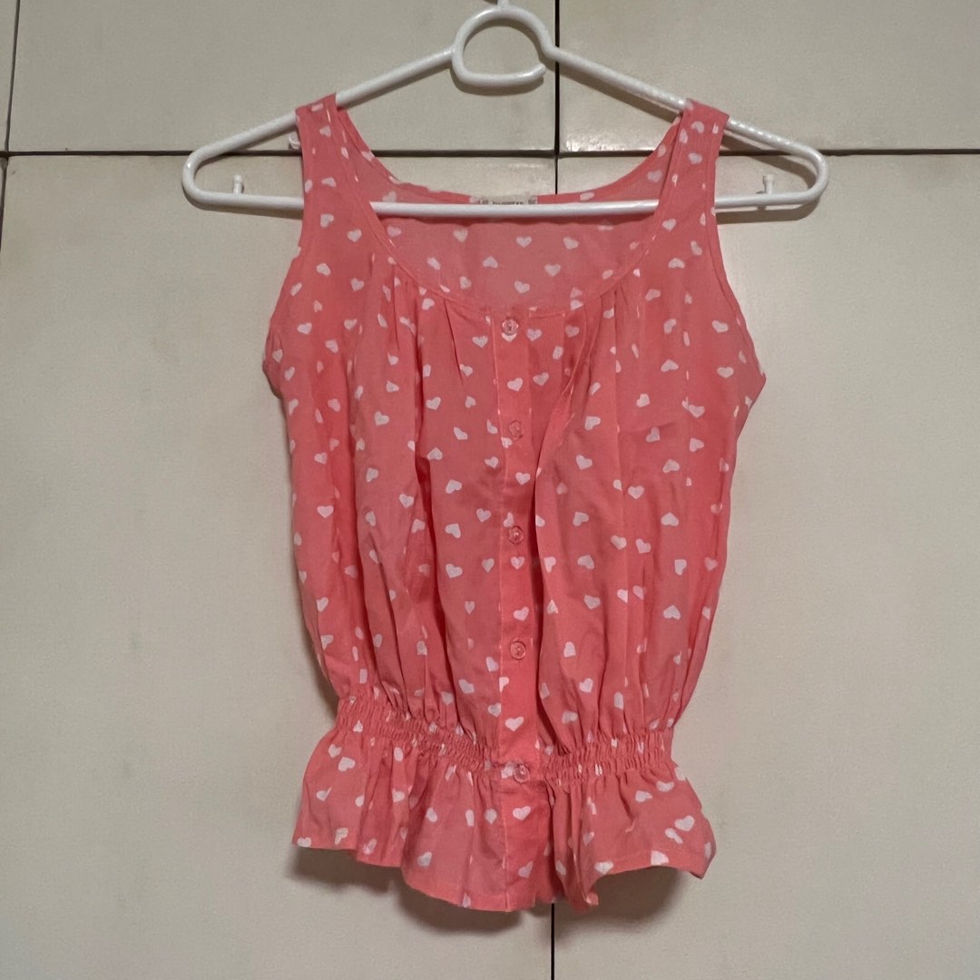 Pink hearts peplum top, Women's Fashion, Tops, Sleeveless on Carousell