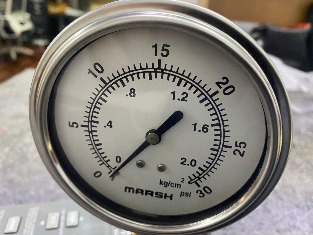 Pressure Gauge, 0-30 psi Marsh brand with ISO 17025 accredited calibration certificate ...