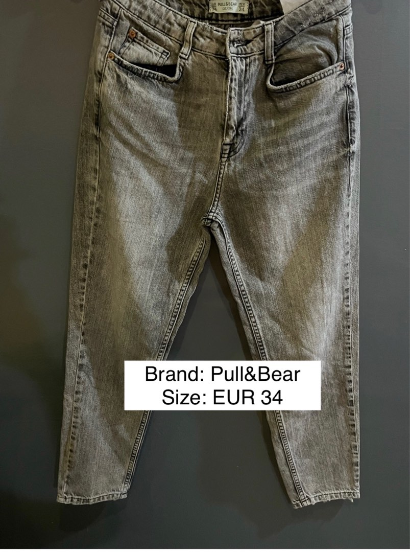 Pull & Bear Mom Jeans, Women's Fashion, Bottoms, Jeans on Carousell