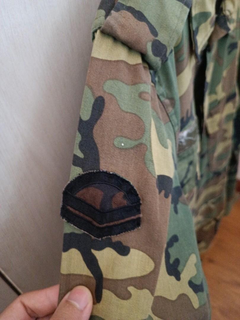 SAF army no4 jacket, Men's Fashion, Tops & Sets, Vests on Carousell