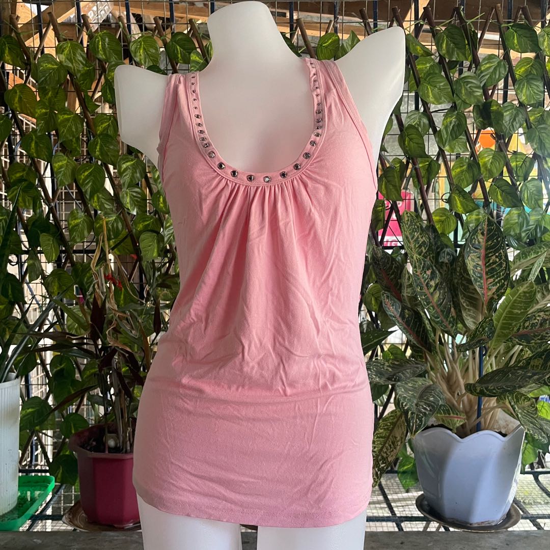 Sando Top, Women's Fashion, Tops, Sleeveless on Carousell
