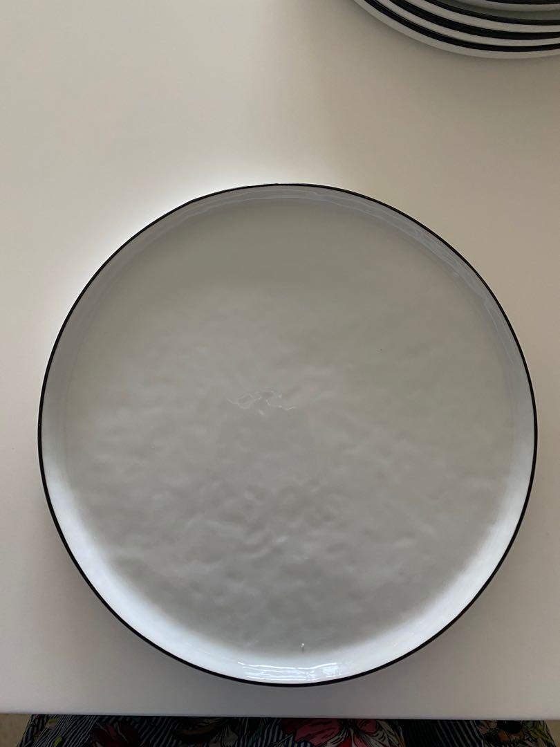 Set of Crate & Barrel Plates, Furniture & Home Living, Kitchenware ...