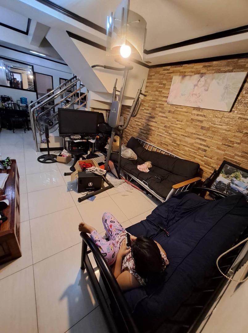 TOWN HOUSE CRAIG MANILA 3 FLOORS, Property, For Sale, Townhouse on Carousell