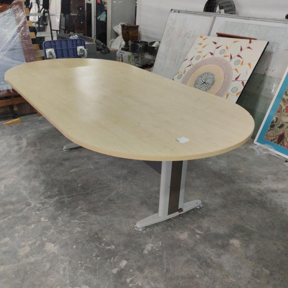 Wooden Oval Shape Office Meeting Table / Meja Mesyuarat Pejabat Bentuk ...