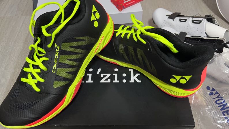 yonex, Sports Equipment, Sports & Games, Racket & Ball Sports on Carousell