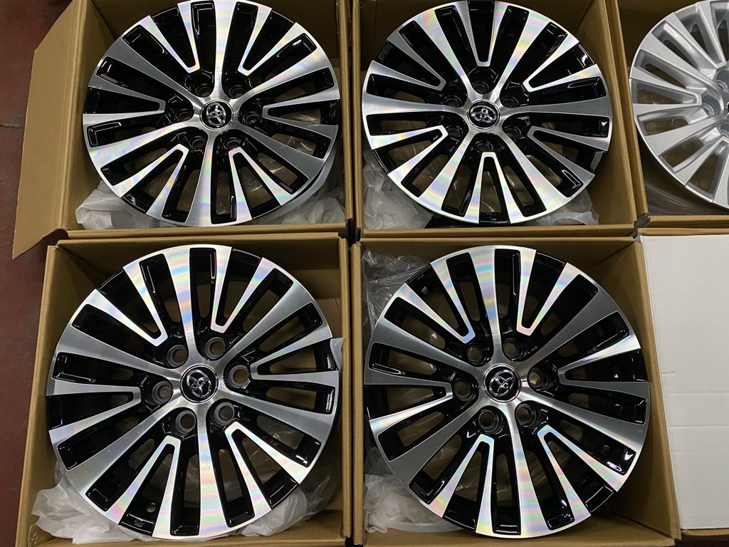 17” Toyota design Black polish code 5168 mags 6Holes pcd 130 For New ...