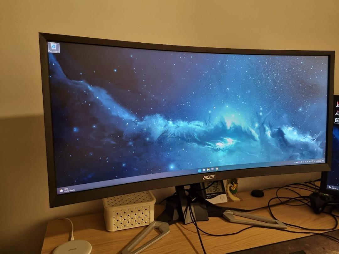 Acer XZ350CU 35" Ultrawide 200Hz curved monitor, Computers & Tech ...