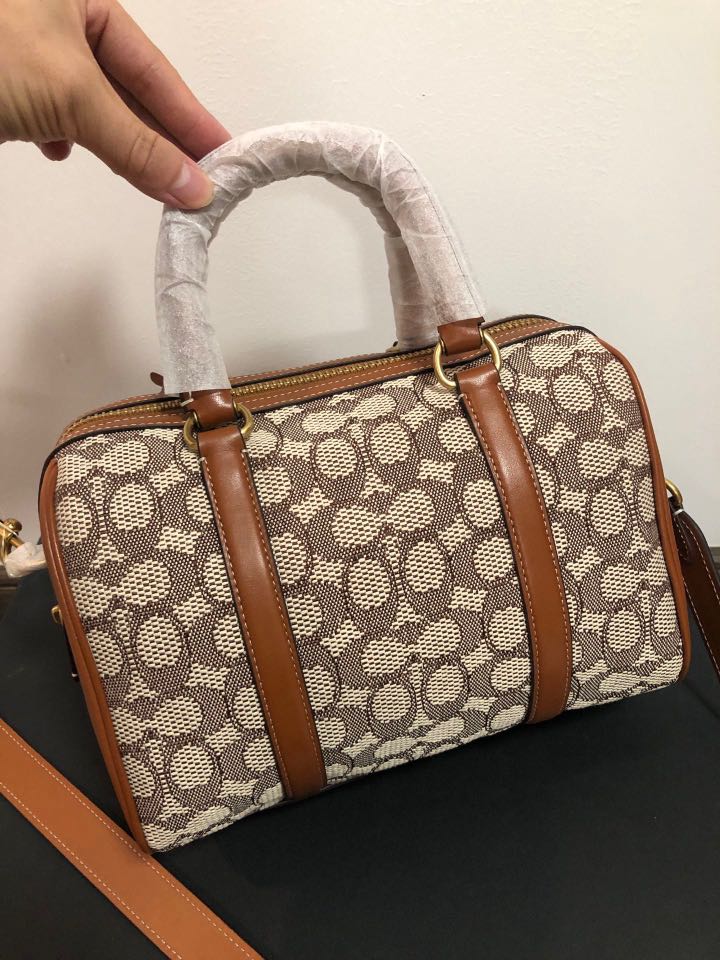 Authentic Coach CA8539 ruby satchel 25, Luxury, Bags & Wallets on Carousell