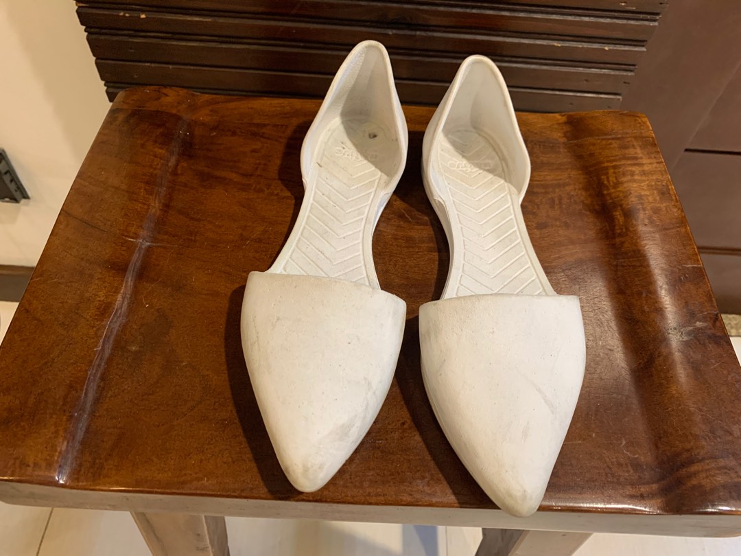 Authentic Native Audrey White, Women's Fashion, Footwear, Flats ...