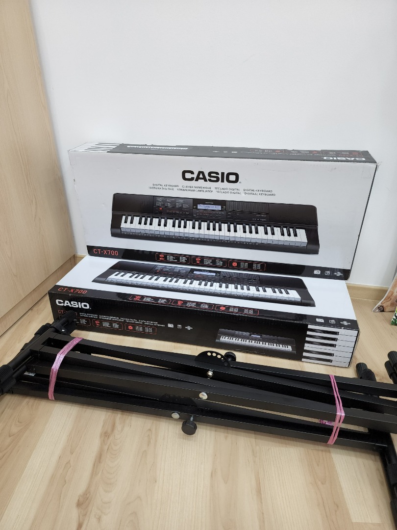 BN Casio CT-X700, Hobbies & Toys, Music & Media, Musical Instruments on ...