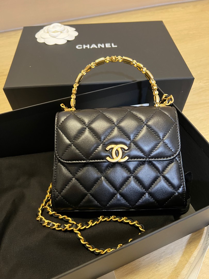 Chanel 22B clutch with handle (negotiable for serious buyer) , Luxury ...