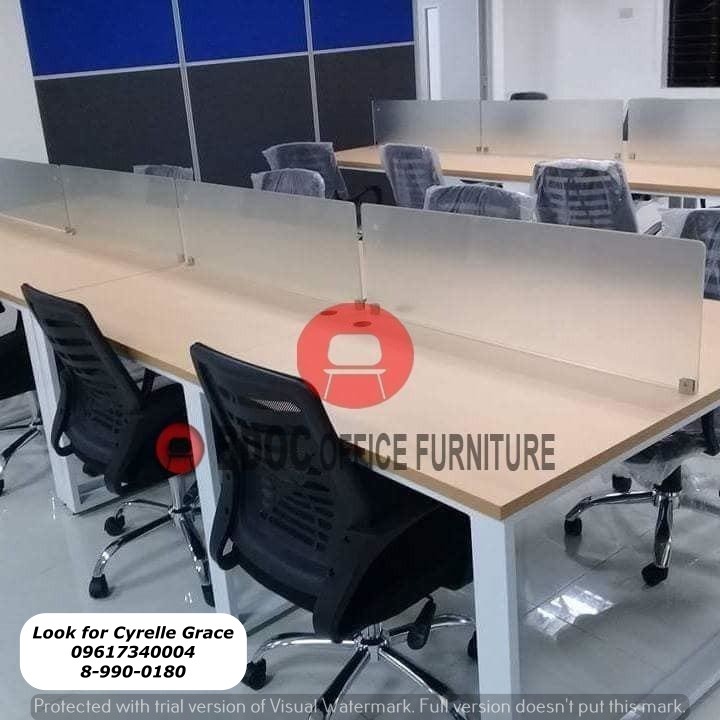 Conference Table with Acrylic Glass Top Divider \\ Office Table ...