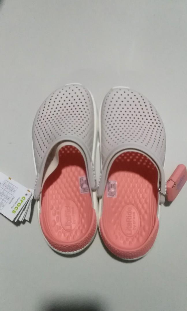 Crocs Lite Ride - Peach Pink White, Women's Fashion, Footwear, Slippers ...