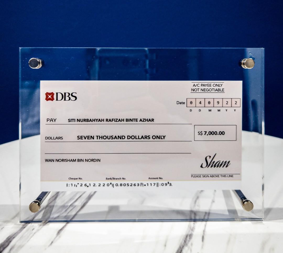 Custom Made Acrylic Hantaran Cheque, Hobbies & Toys, Stationery & Craft ...